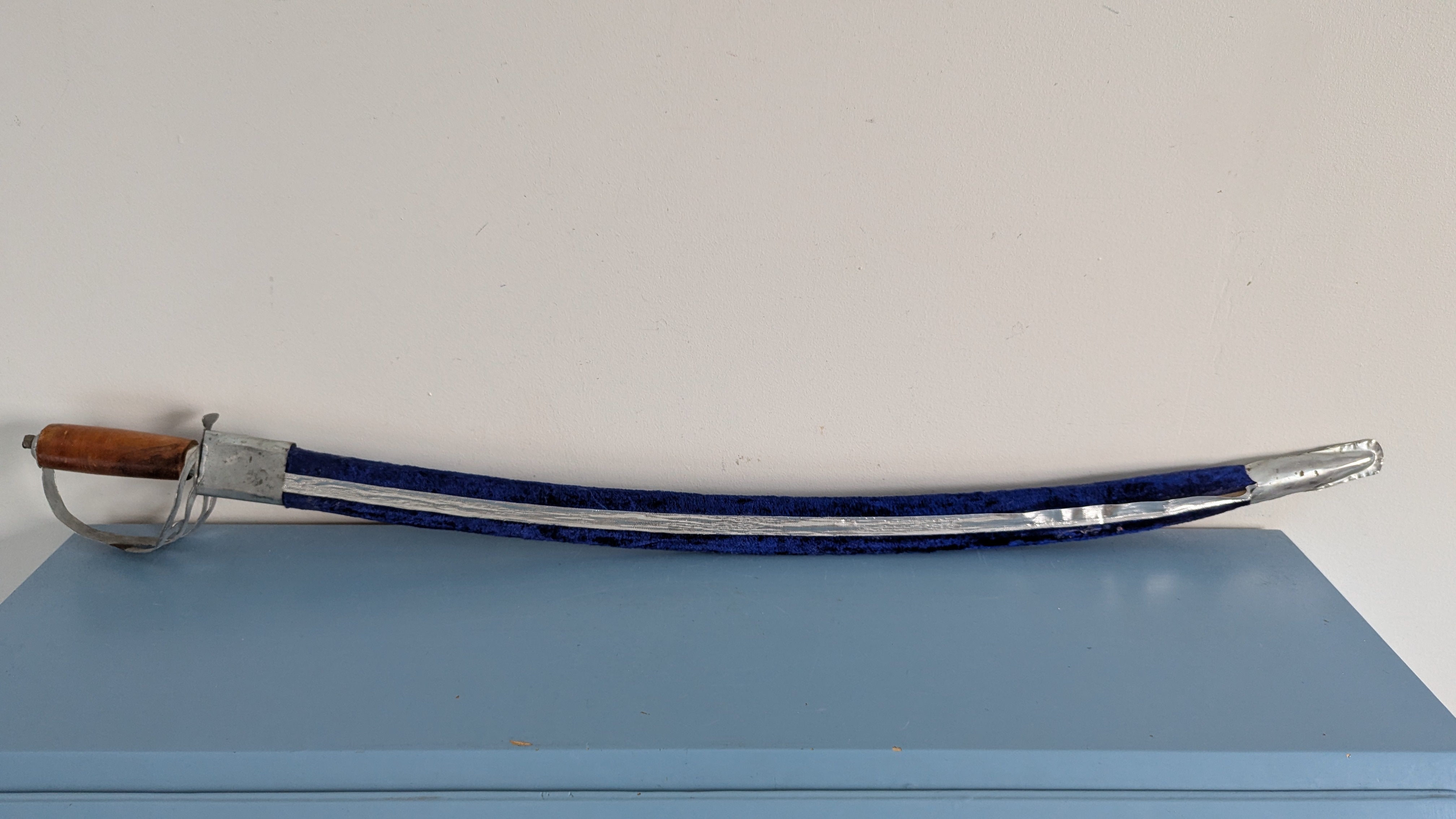 Intialainen Talwar Miekka / Sapeli (Pituus: 82cm) – Historian Helmet
